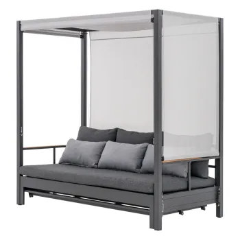 fute o bunica in gradina pe patura (38 produse)